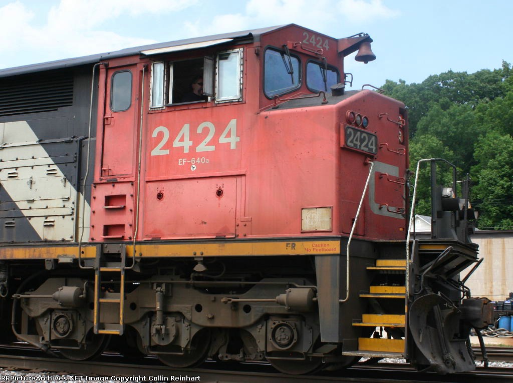 CN 2424